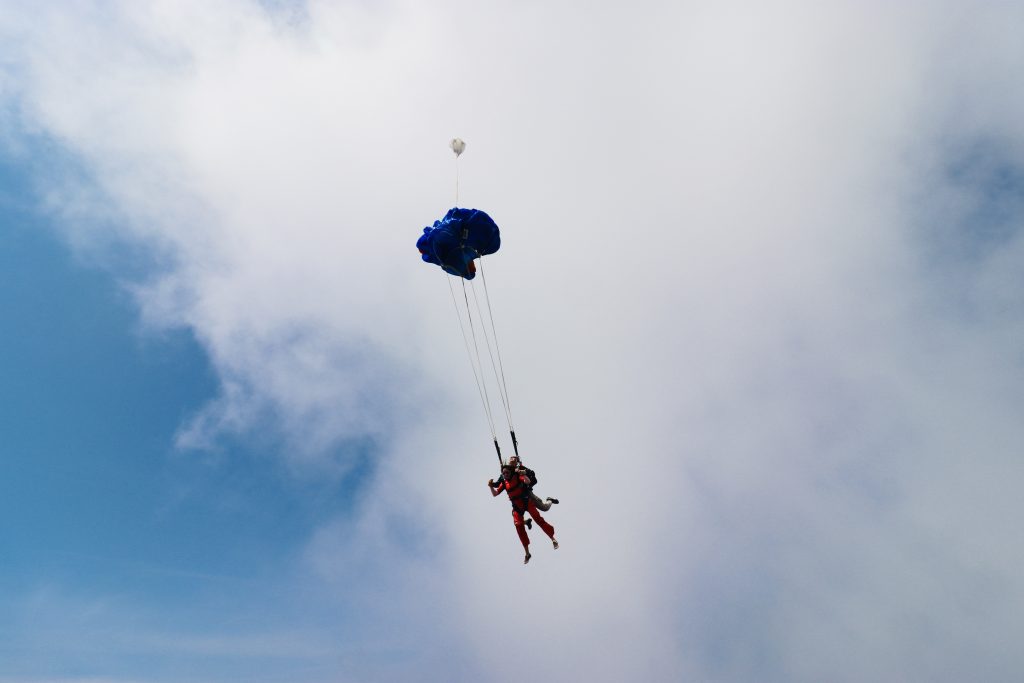 Les 5 mythes les plus répandus dans le monde du parachutisme ...