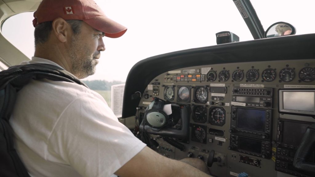 The Exceptional Skills of Our Skydiving Pilots - Parachute Voltige